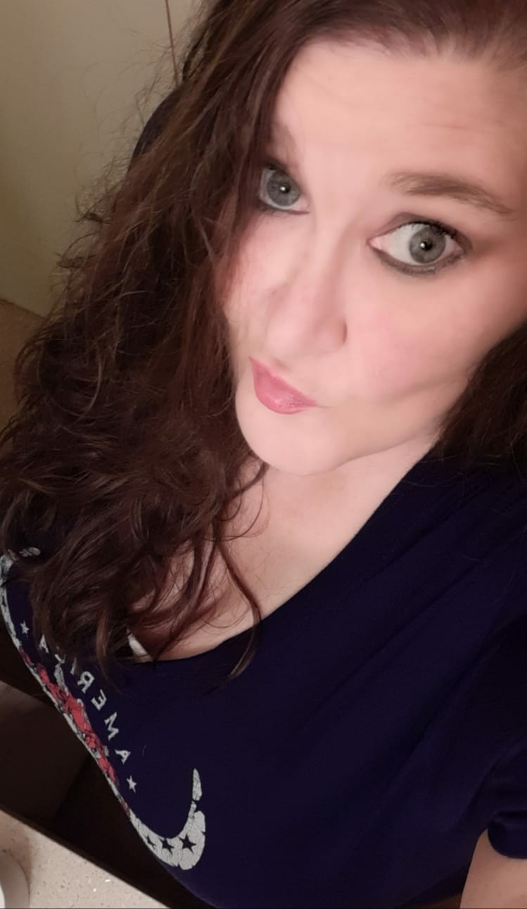 Facebook Selfie Contest