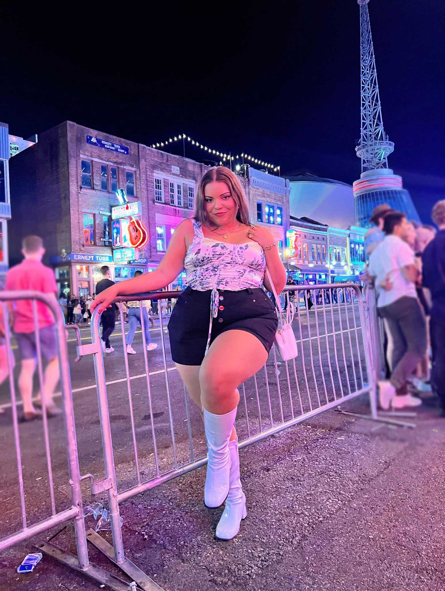 Thanks to Elle Baez, Body Positivity Has a Soundtrack